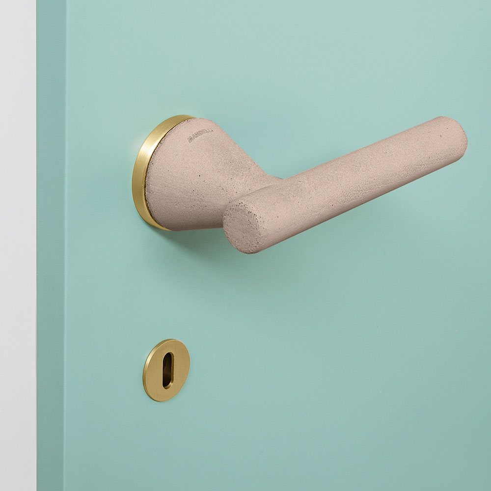 Juno Mandelli - Concrete handle - Powder color
